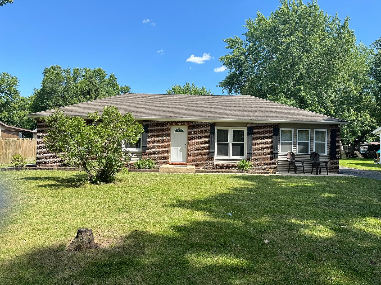 205 W Race St, Millington, IL 60537 | Zillow