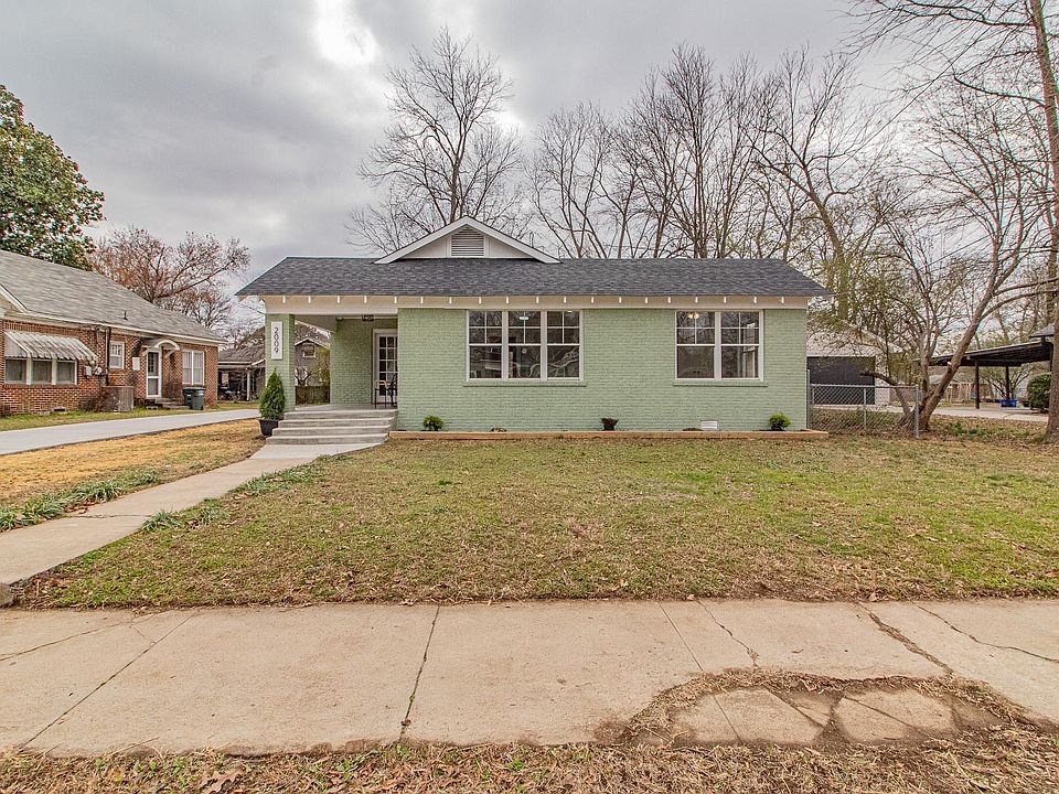 2009 Prince St, Conway, AR 72034 | Zillow