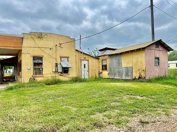 10944 Us Highway 87 N, Westhoff, TX 77994 | MLS #29992826 | Zillow