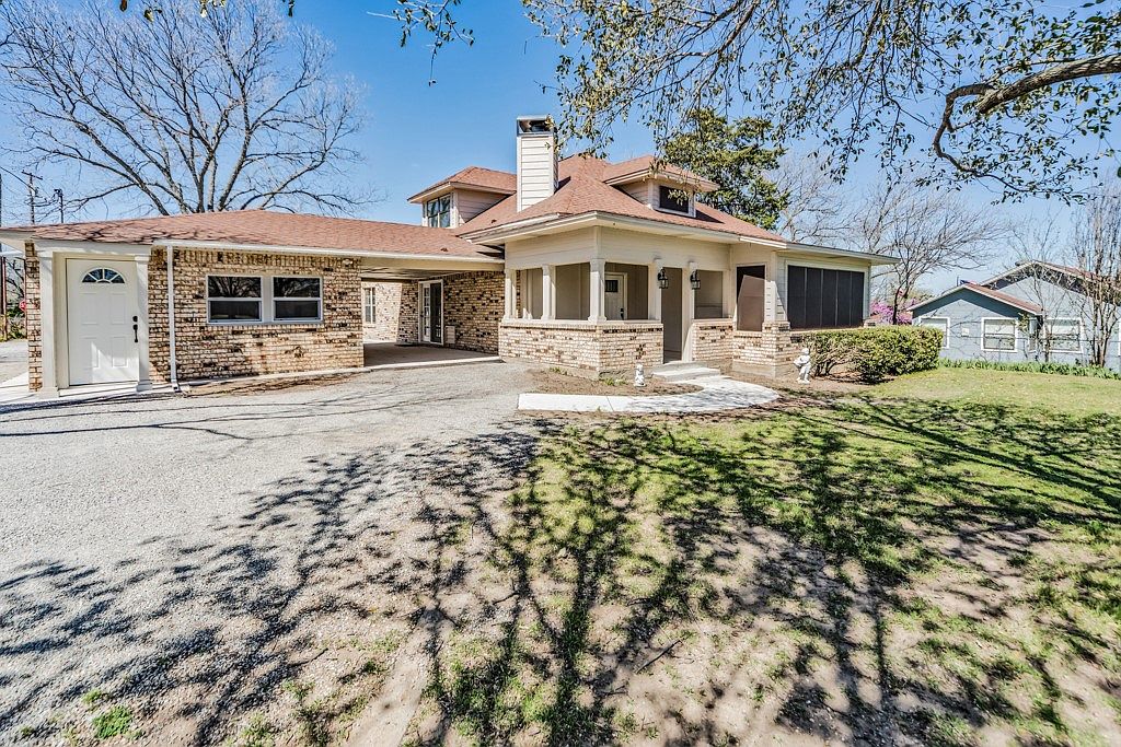 401 N Trinity St, Decatur, TX 76234 | Zillow