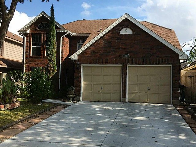 7719 Valera Ln, Houston, TX 77083 | Zillow