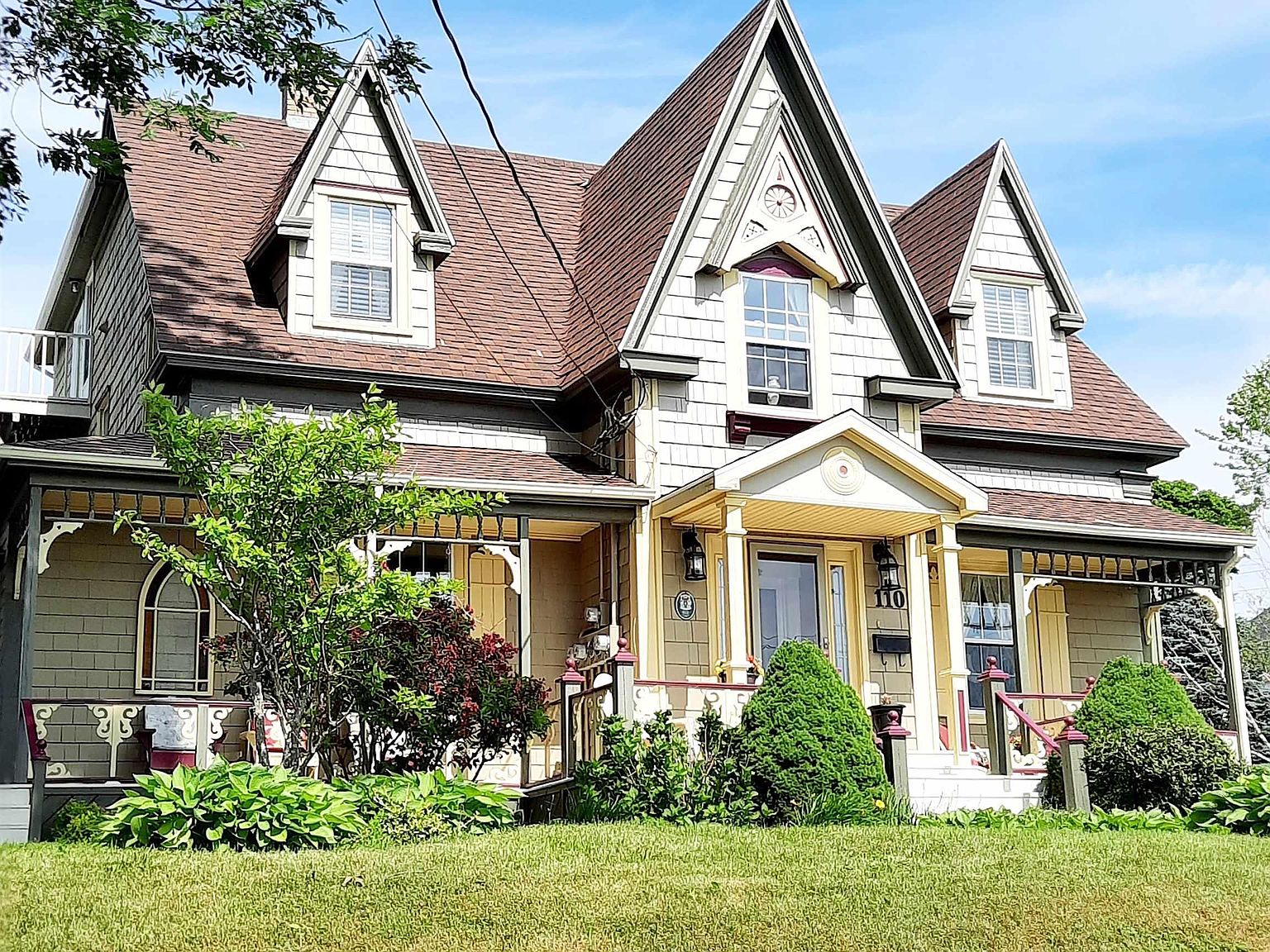 110 Queen St, North Sydney, NS B2A 1A6 | MLS #202304754 | Zillow