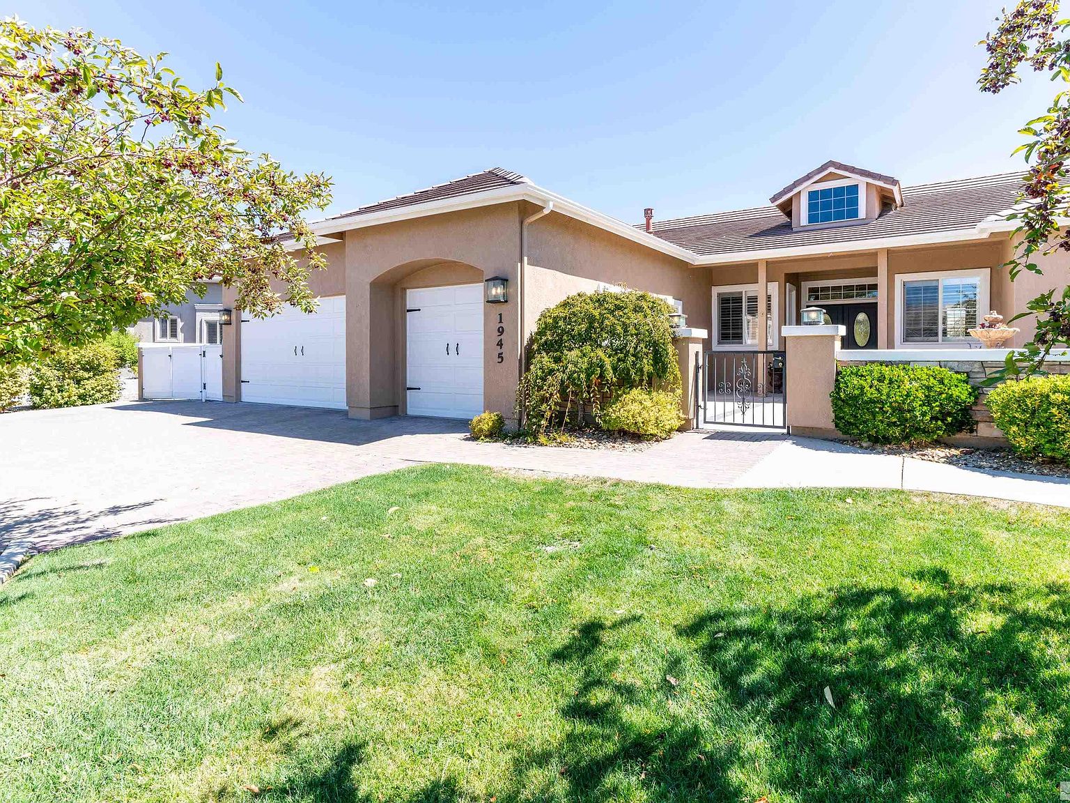 1945 Hidden Meadows Dr, Reno, NV 89502 | Zillow