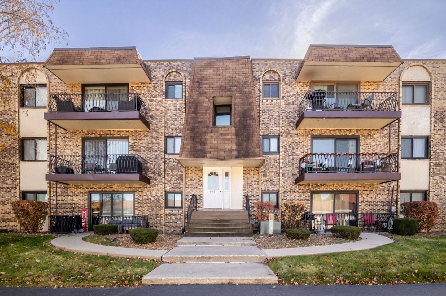 4951 134th Pl APT 2C, Crestwood, IL 60418 | MLS #11929173 | Zillow