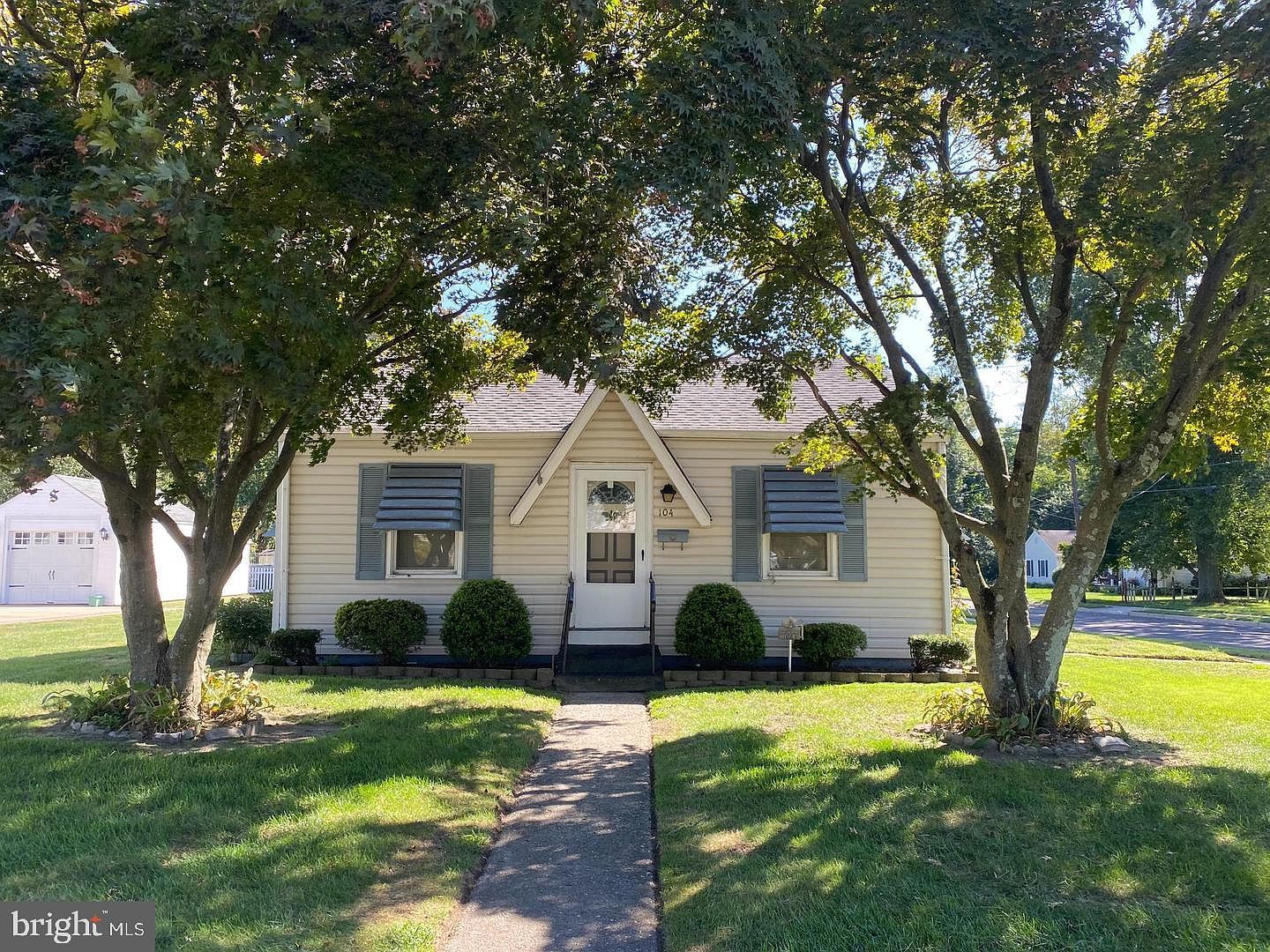 104-104 E Lake Ave, Blackwood, NJ 08012 | MLS #NJCD2086914 | Zillow