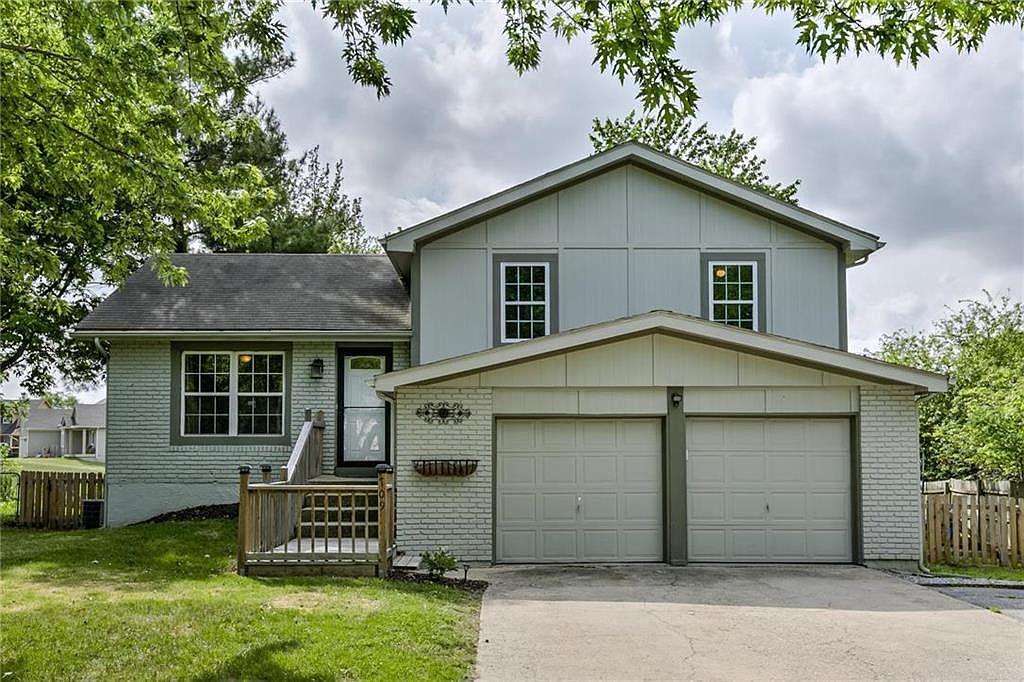 709 Colleen Dr, Gardner, KS 66030 | Zillow
