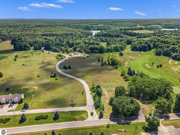 Lake Ann Real Estate - Lake Ann MI Homes For Sale | Zillow