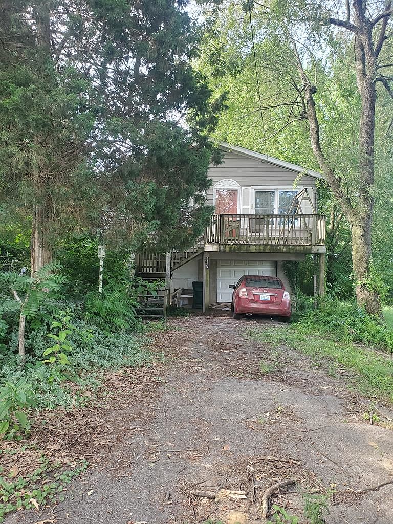 566 W Center St, Madisonville, KY 42431 | Zillow