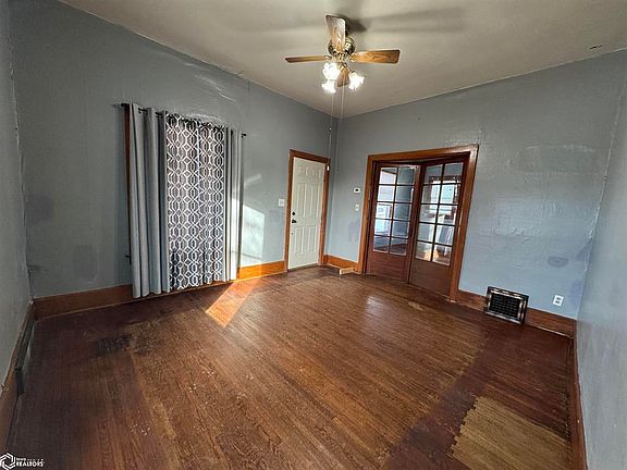 315 S Division St, Audubon, IA 50025 | MLS #6324299 | Zillow