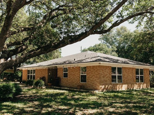 Single Story Homes for Sale in Katy TX | Zillow