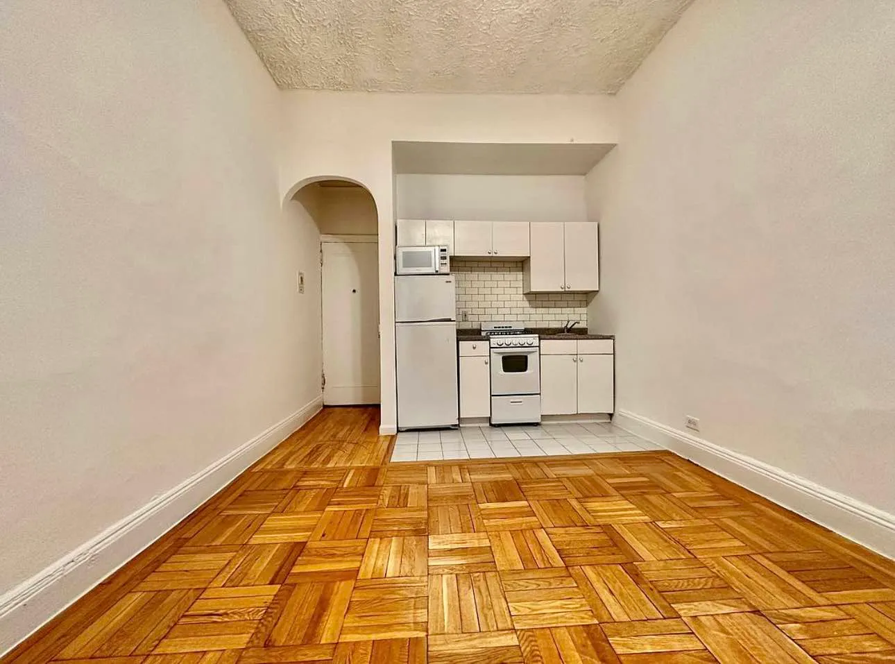 41 West 64th Street #1 in Lincoln Square, Manhattan | StreetEasy