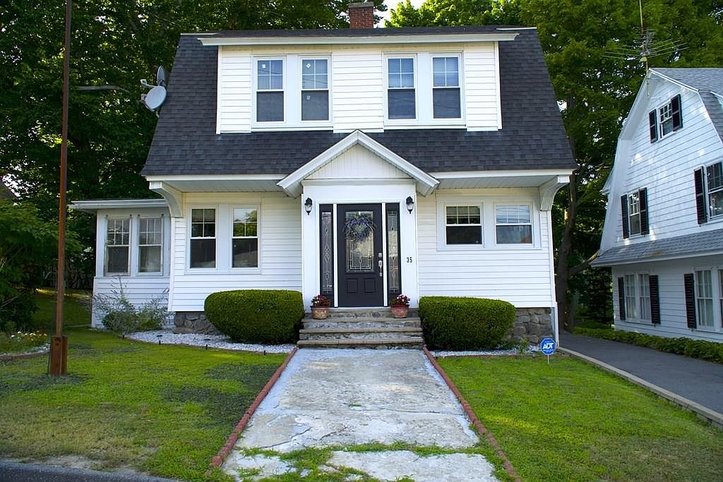 35 Linehan St, Lawrence, MA 01841 | Zillow