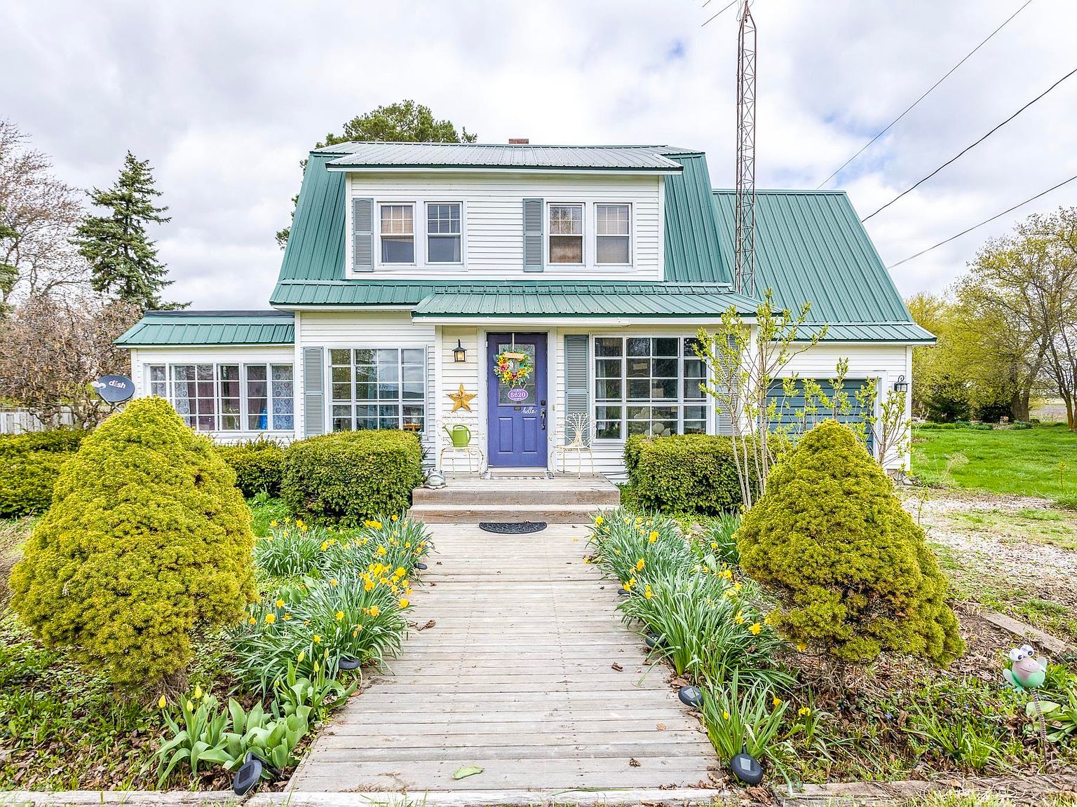 5620 Snover Rd, Decker, MI 48426 | Zillow