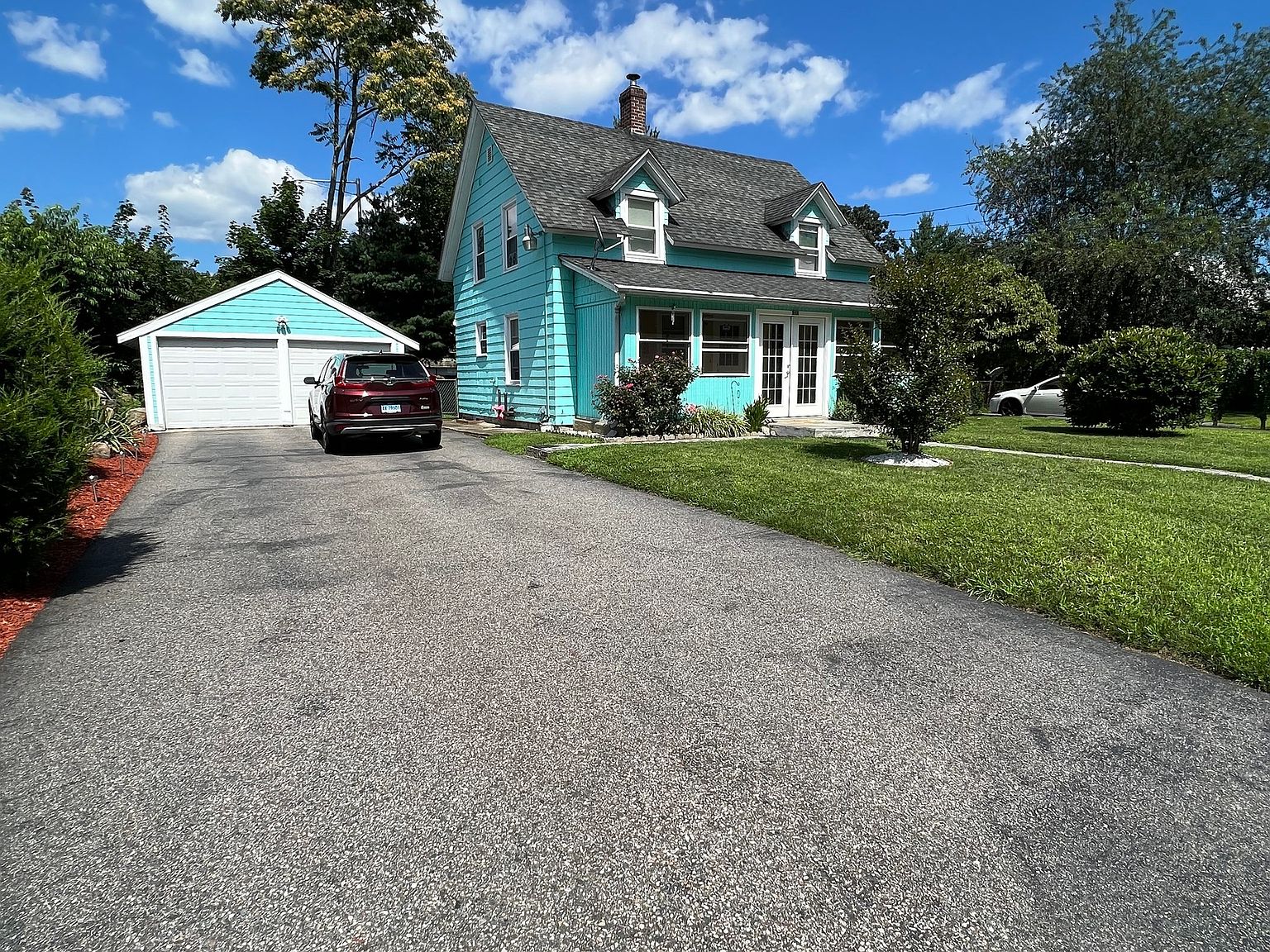 545 Vauxhall Street Ext, Waterford, CT 06385 | Zillow