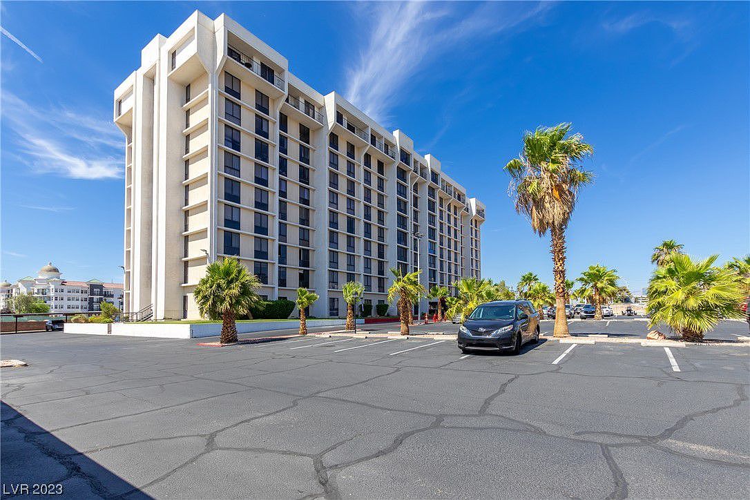 3930 University Center Dr APT 702, Las Vegas, NV 89119 | Zillow