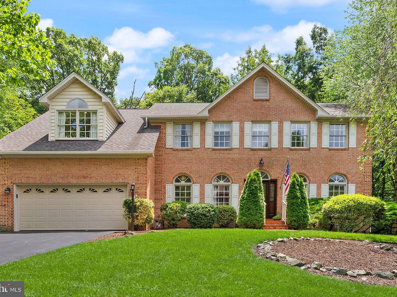 6614 Rock Lawn Dr, Clifton, VA 20124 | Zillow