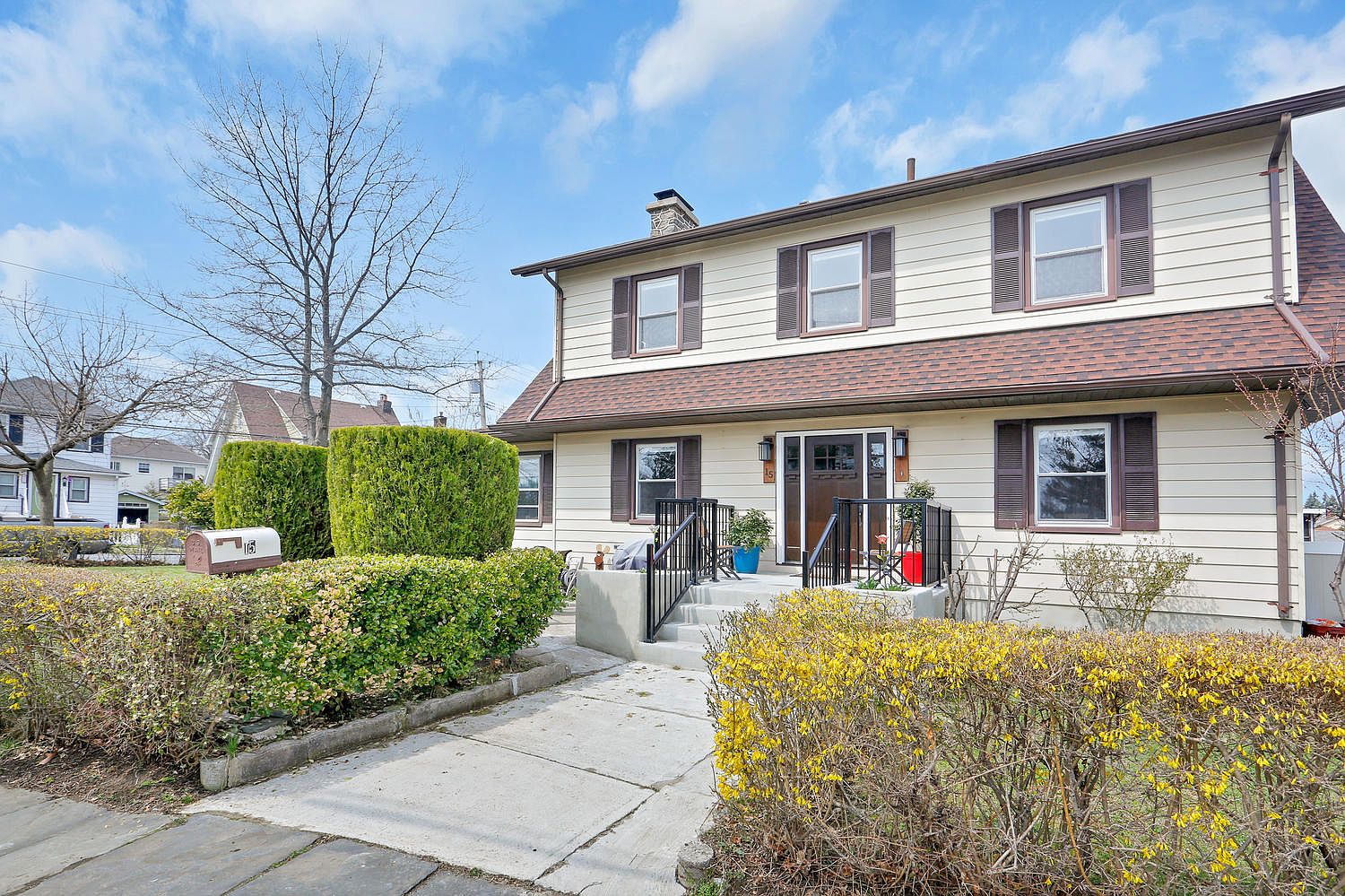15 Adams St, New Rochelle, NY 10801 | Zillow