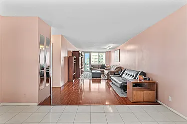 118-18 Union Turnpike #17G in Kew Gardens, Queens | StreetEasy