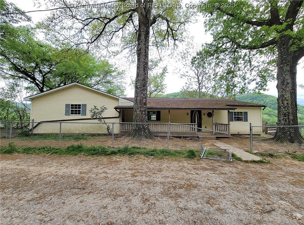 64 Grove Ln, Cedar Grove, WV 25039 | Zillow