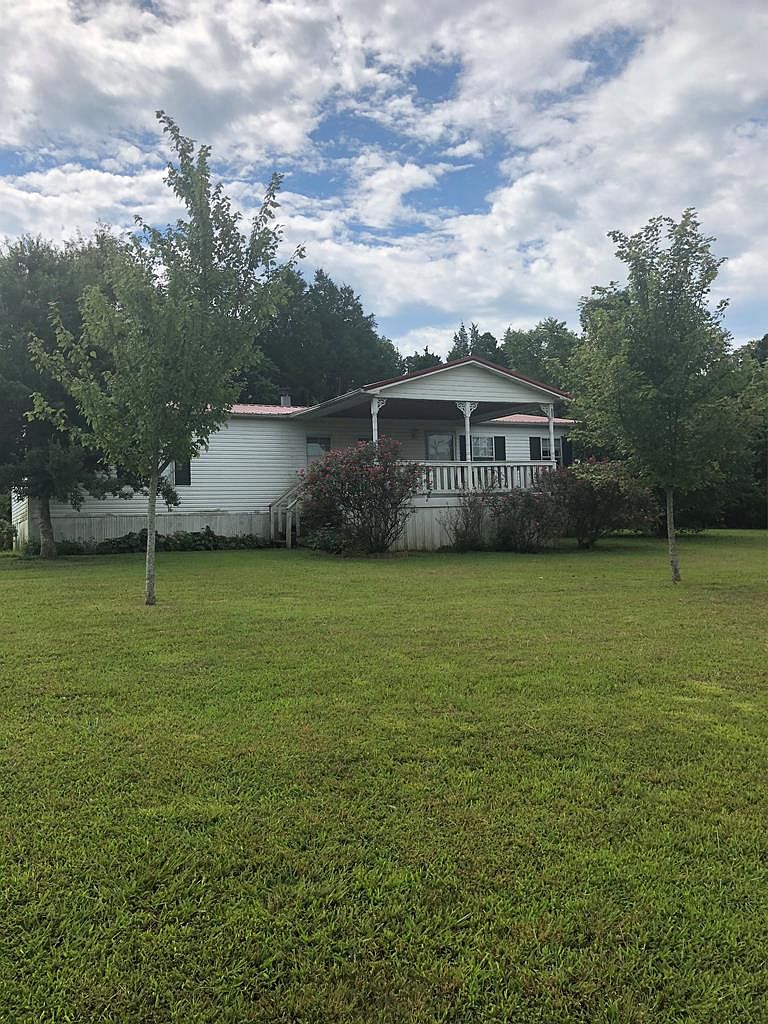 1701 Horton Rd, Quebeck, TN 38579 | Zillow