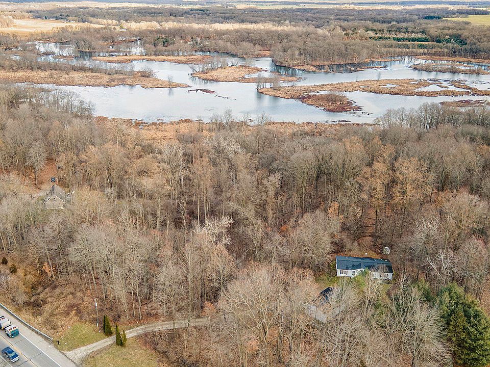 61201 Us Highway 131, Three Rivers, MI 49093 | Zillow