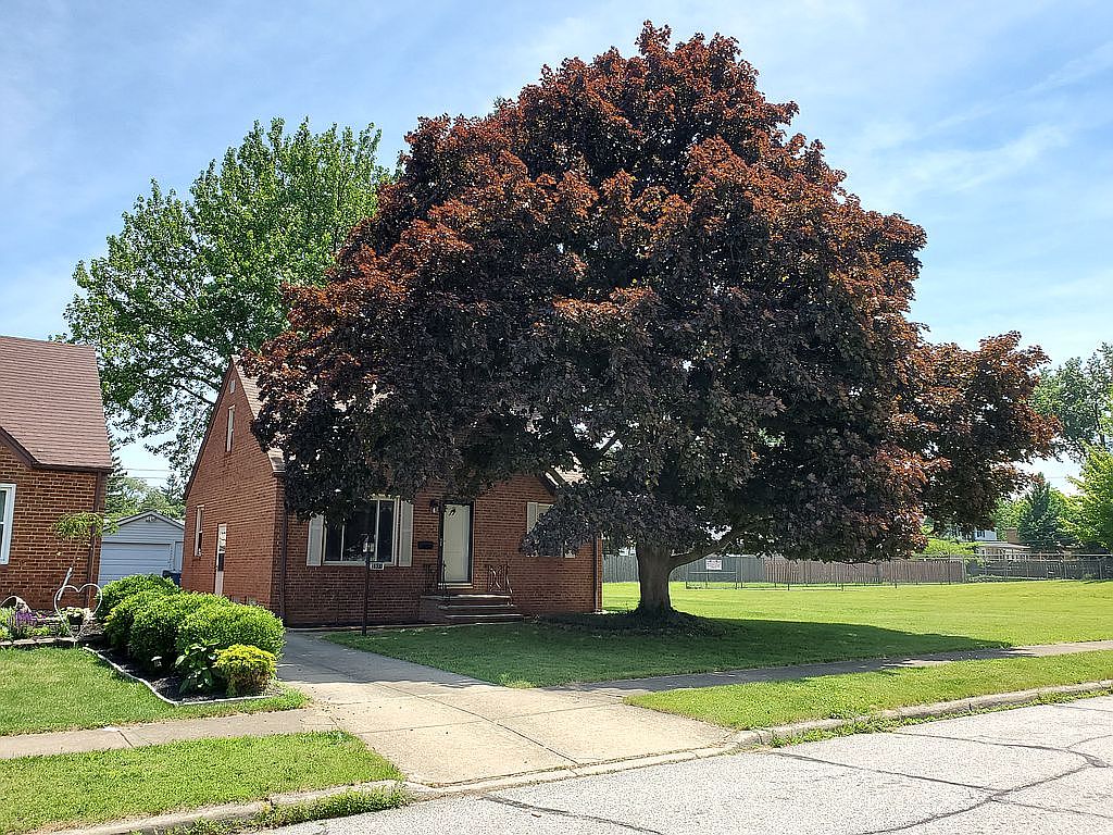 5931 Deering Ave, Cleveland, OH 44130 | Zillow