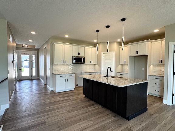 1413 Colonial Ct, Eldridge, IA 52748 | MLS #12623574 | Zillow
