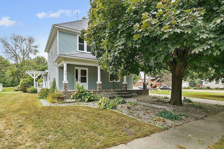 219 Broadway Ave, Ormsby, MN 56162 | Zillow