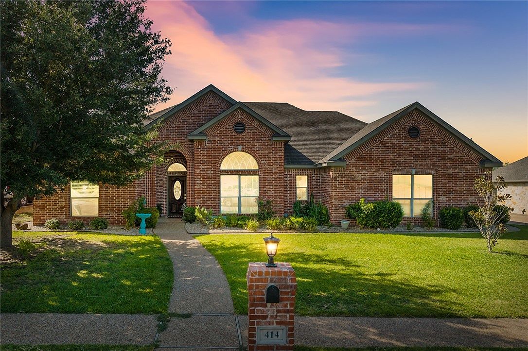 414 S Cedar Ridge Cir, Robinson, TX 76706 | MLS #216870 | Zillow