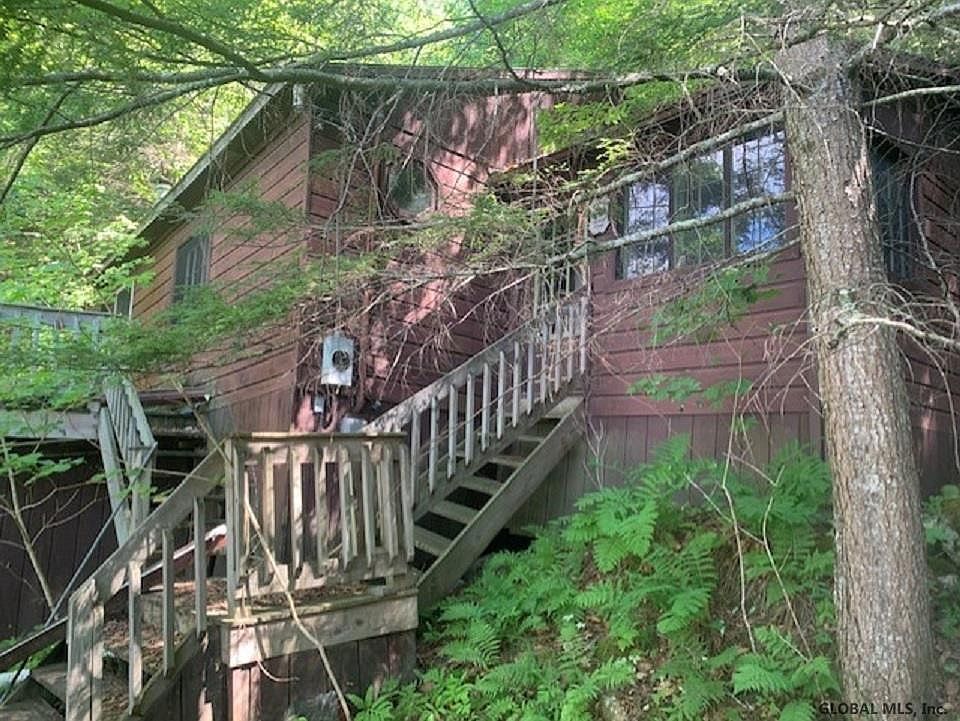 2060 NYS ROUTE 74, Ticonderoga, NY 12883 | Zillow