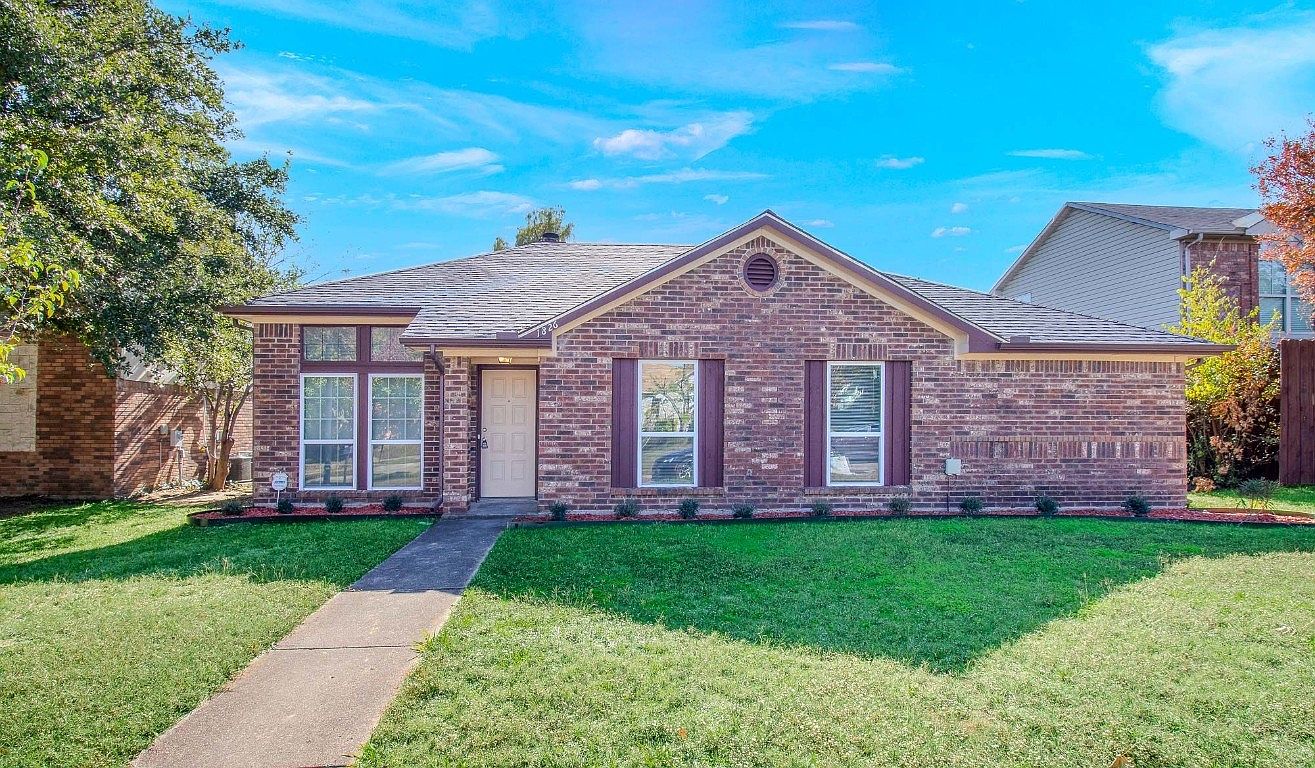 1826 Shoreline Dr, Mesquite, TX 75149 | MLS #20483506 | Zillow