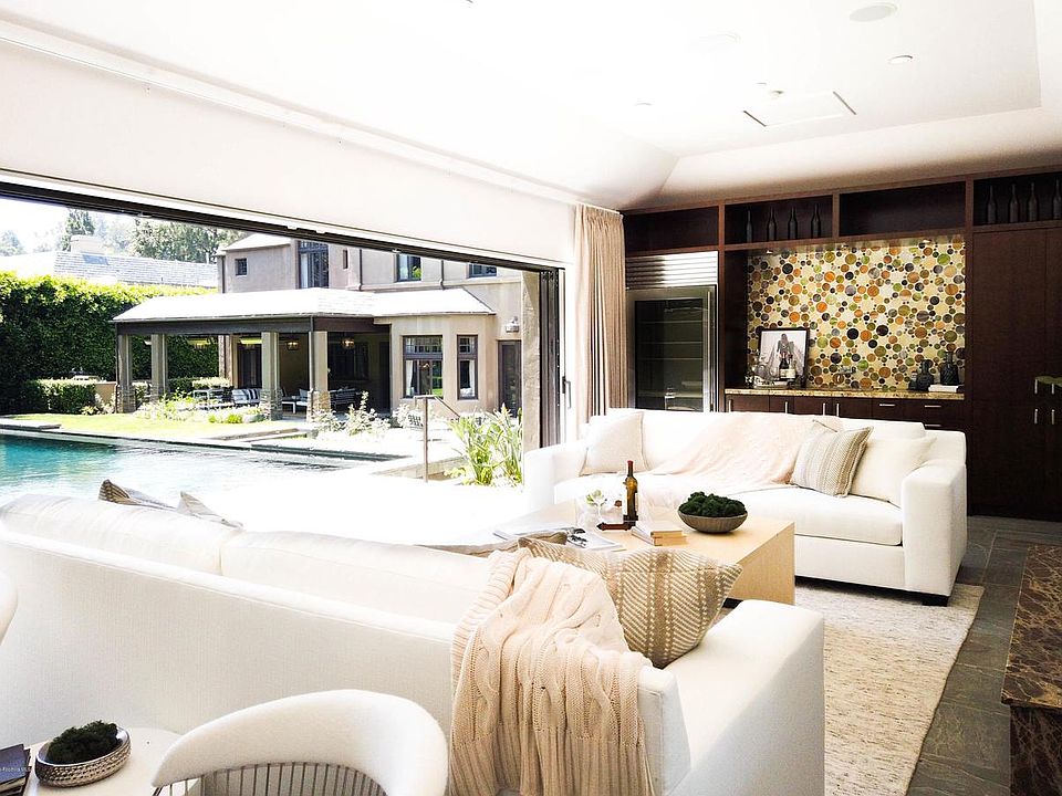 11688 Moraga Ln, Los Angeles, CA 90049 | Zillow