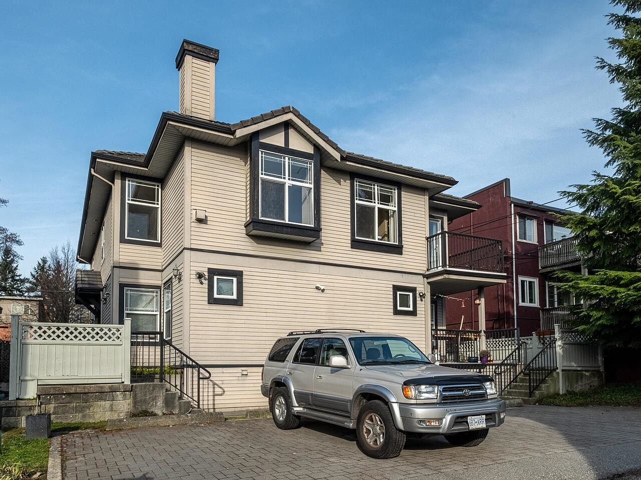 2490 W 4th Ave, Vancouver, BC V6K 1P3 | MLS #R2949608 | Zillow