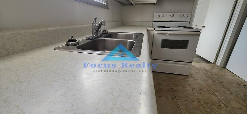 593 E Main St UNIT 1, Logan, OH 43138 | Zillow