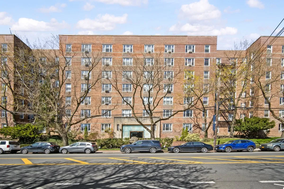 5601 Riverdale Avenue #5F in Riverdale, Bronx | StreetEasy