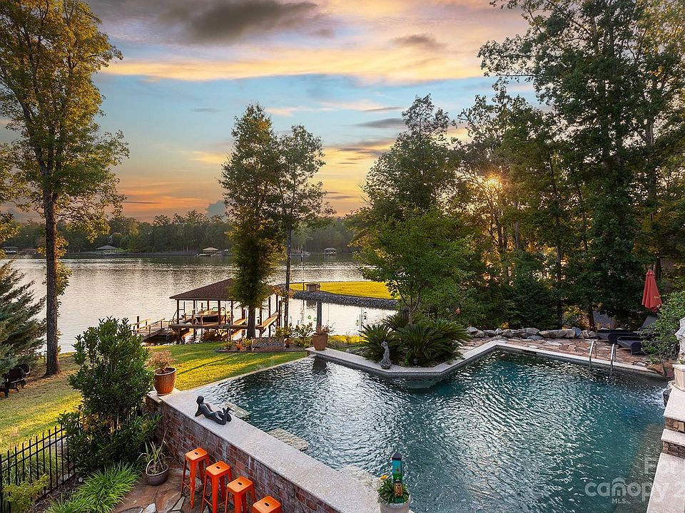 5239 Mallard Point Dr, Lake Wylie, SC 29710 | Zillow