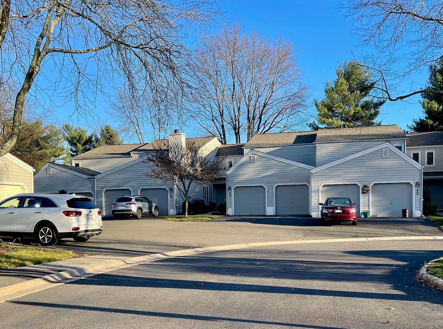 409 Henley Ct, Doylestown, PA 18901 | MLS #PABU2062526 | Zillow