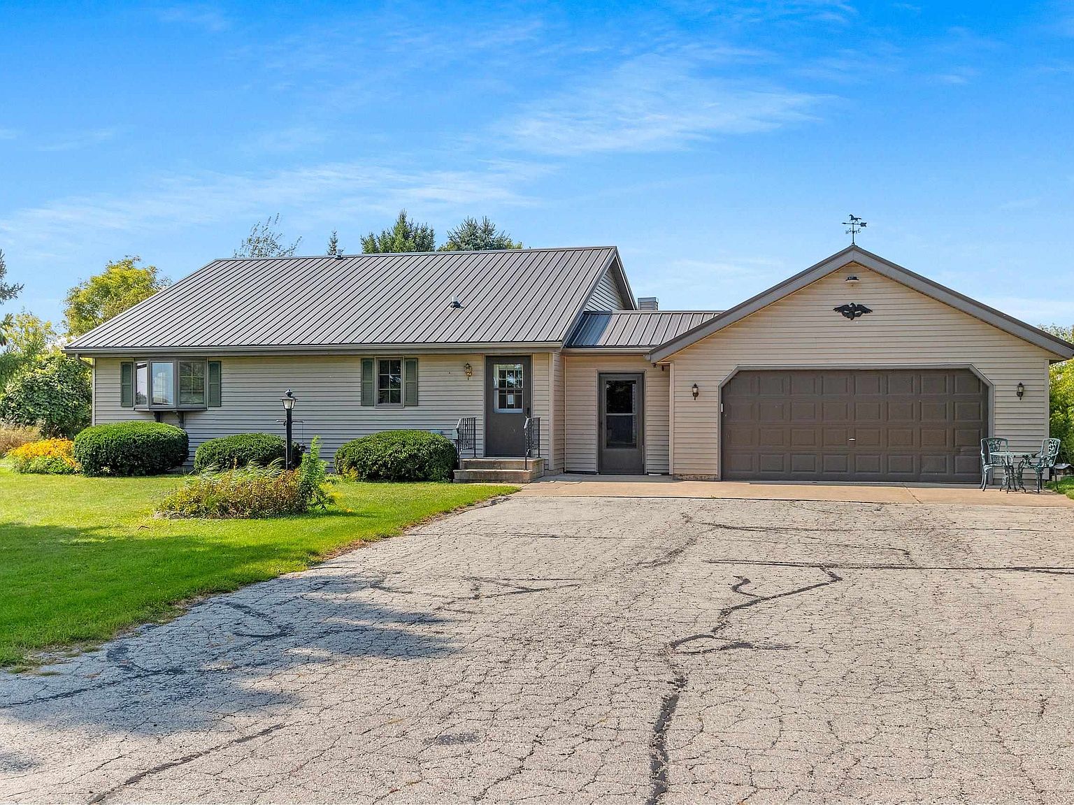 N3179 McCabe Rd, Kaukauna, WI 54130 | Zillow