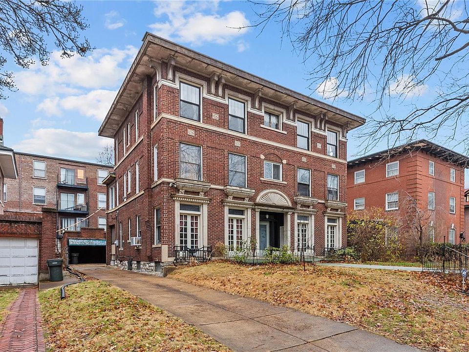 3 Beverly Pl, Saint Louis, MO 63112 | Zillow
