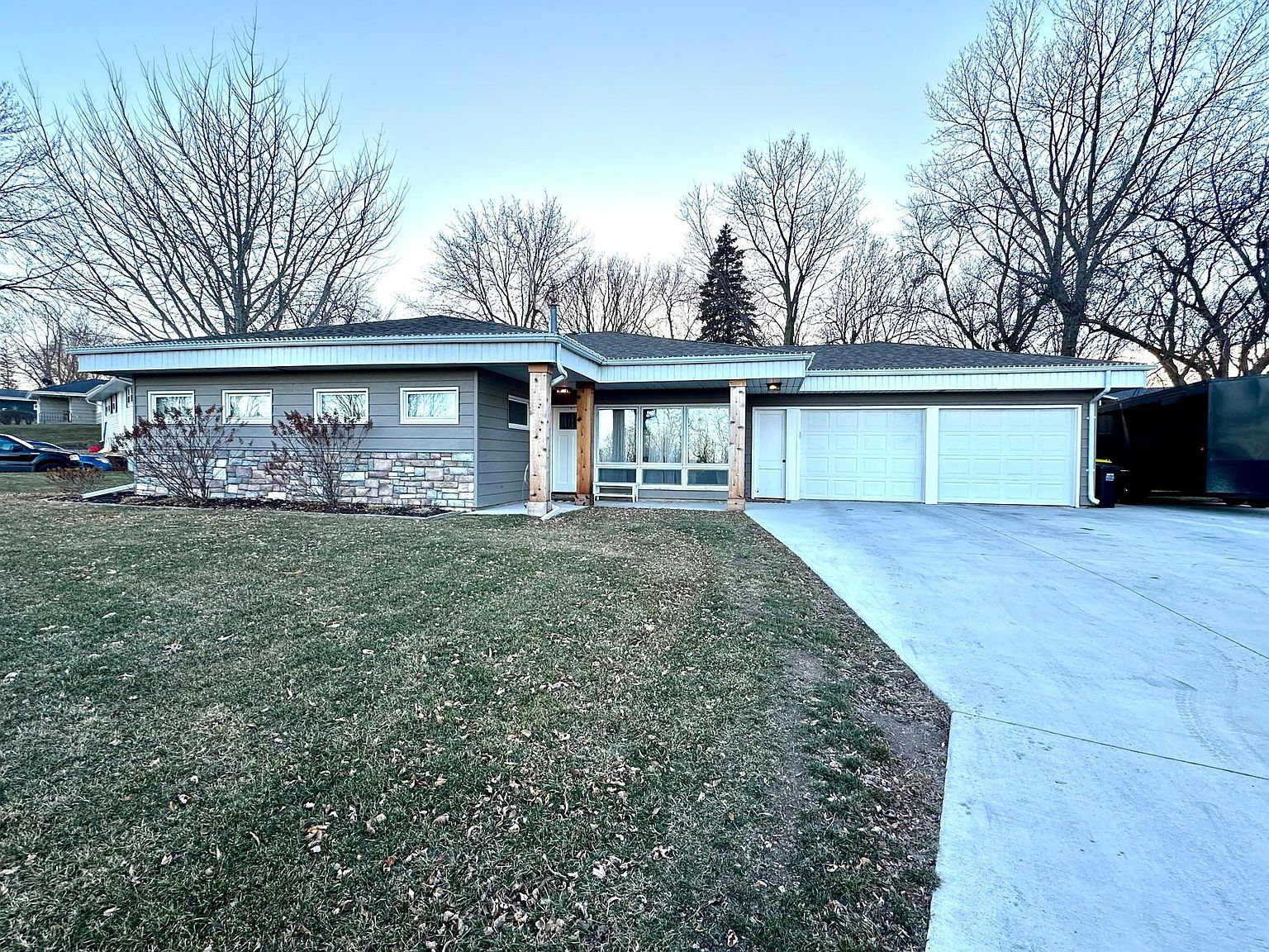 900 Fairview Ave, Windom, MN 56101 | MLS #6470024 | Zillow