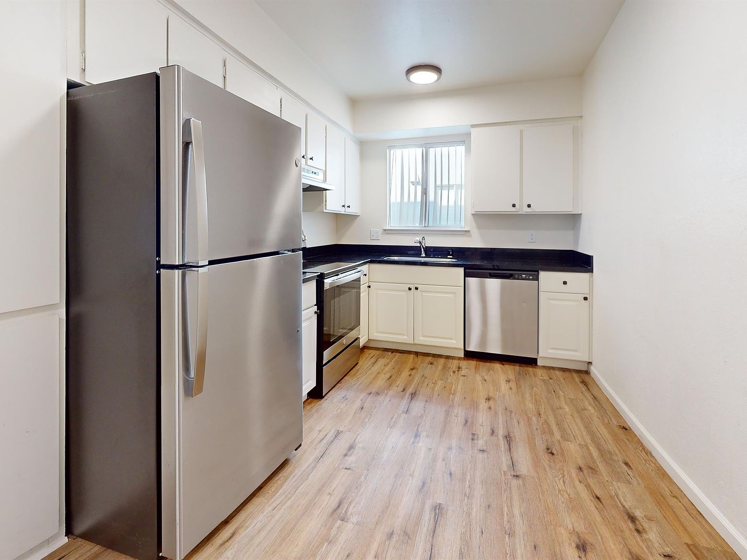 330 Bird St #3, Yuba City, CA 95991 | Zillow