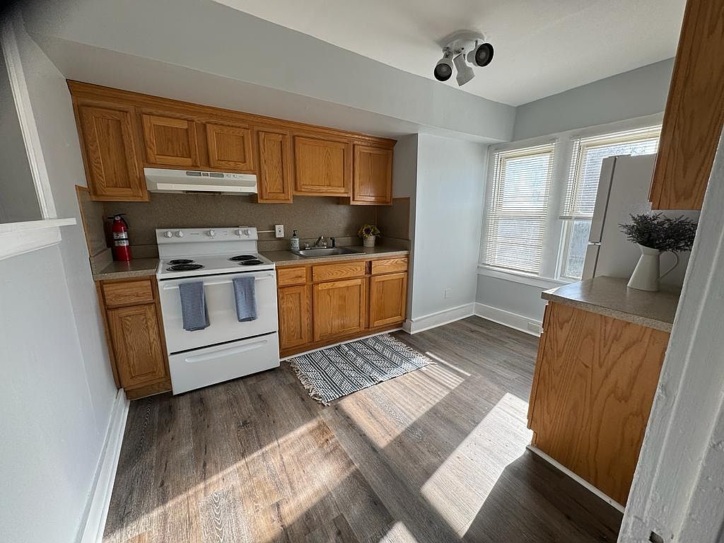 373 Brighton Ter #1, Holmes, PA 19043 | Zillow