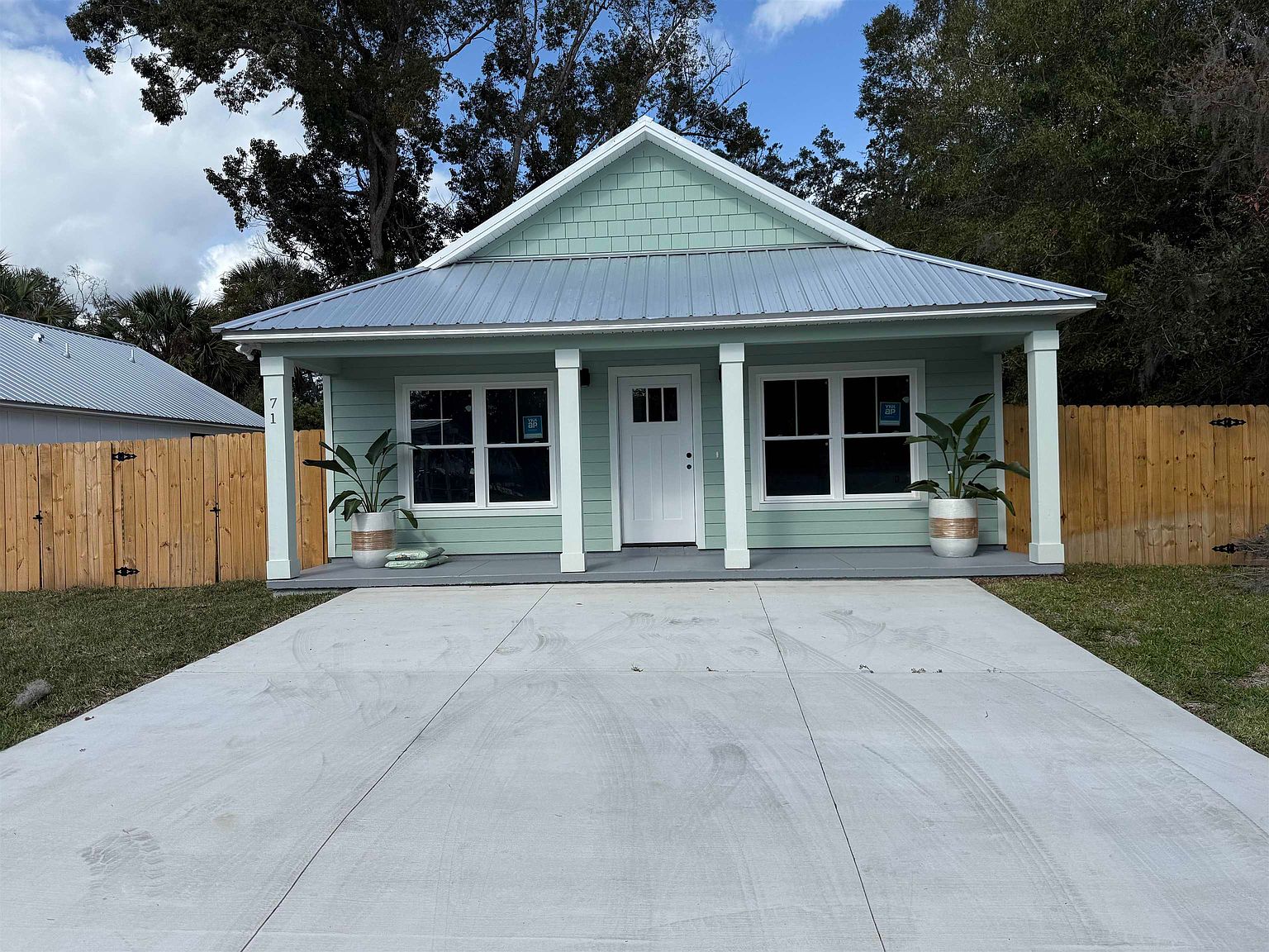 75 Helen St, Saint Augustine, FL 32084 | Zillow