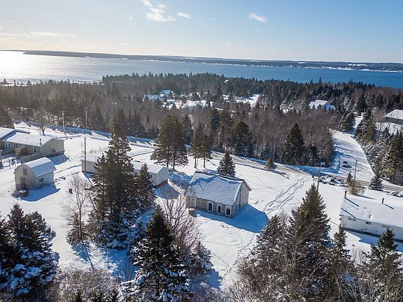 823 Blue Rocks Rd, Garden Lots, NS B0J 2C0 | MLS #202502891 | Zillow