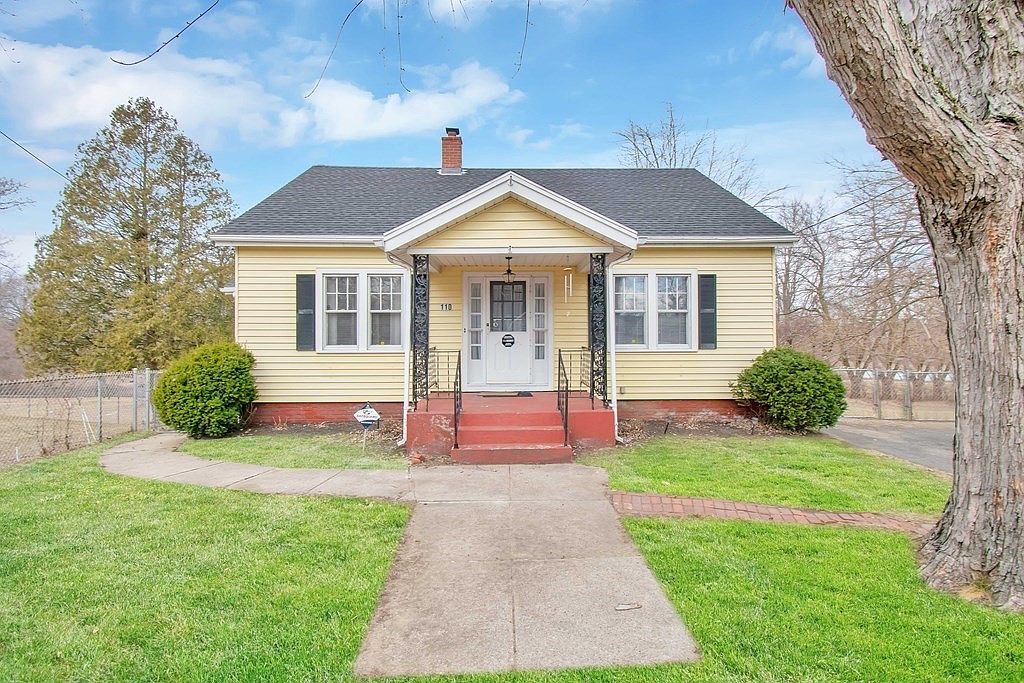 110 Darling St, Springfield, MA 01151 | Zillow