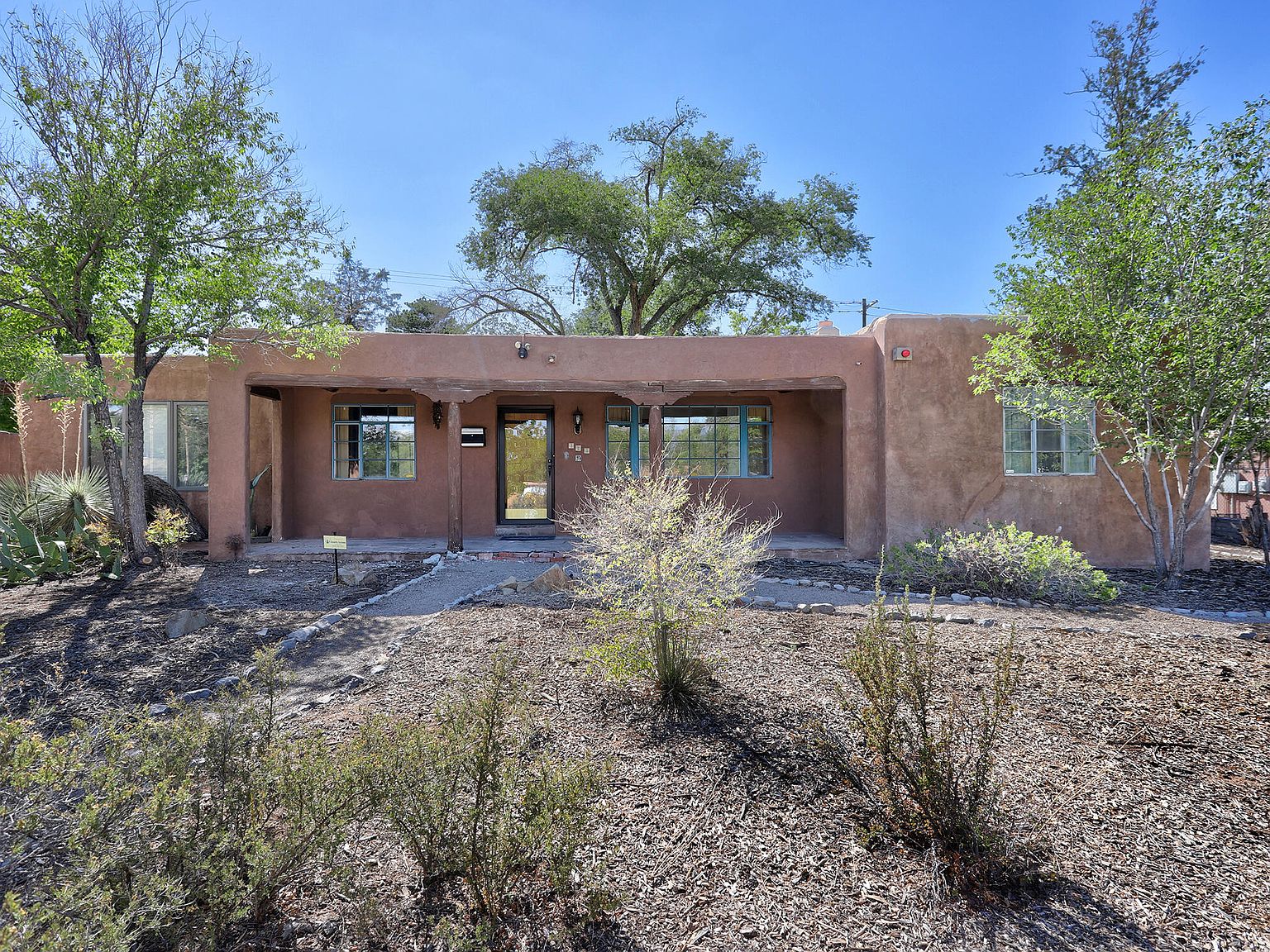 323 Solano Dr SE, Albuquerque, NM 87108 | Zillow