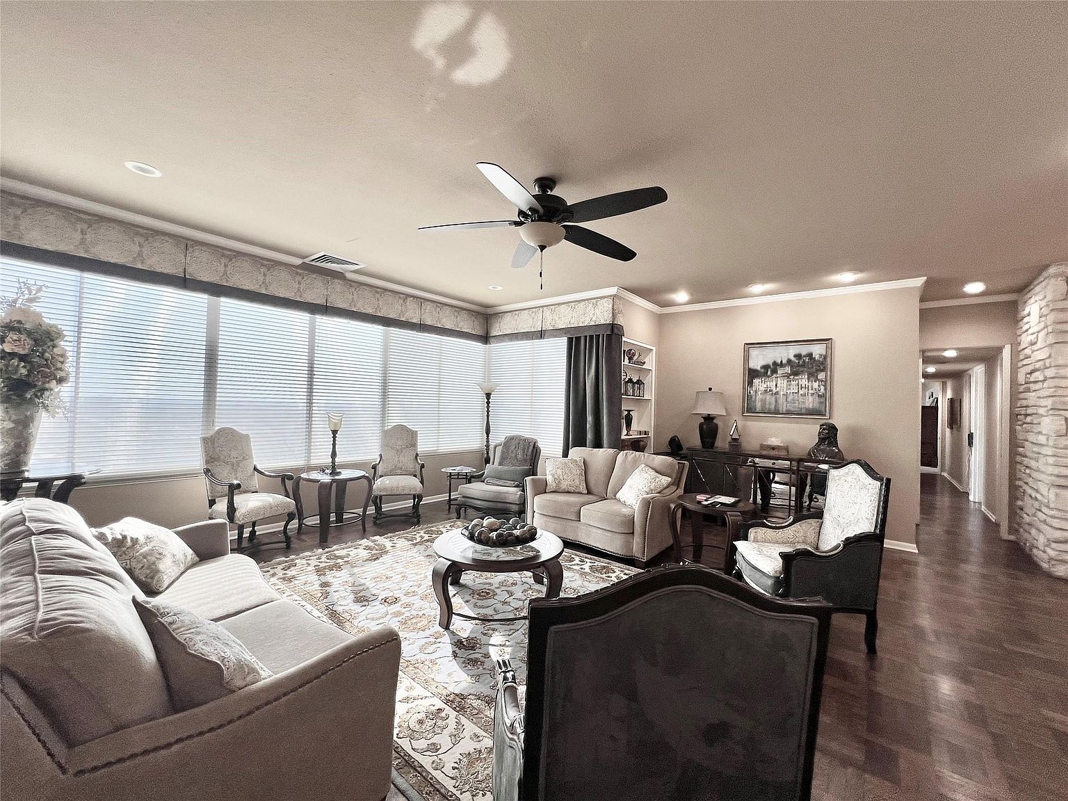 2016 Main St #PENTHOUSE 3, Houston, TX 77002 | Zillow