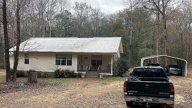 231 Old School House Rd, Grady, AL 36036 | Zillow