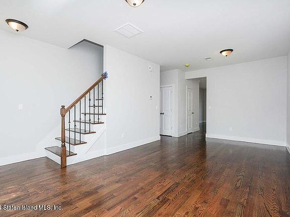 458 Robinson Ave, Staten Island, NY 10312 | Zillow