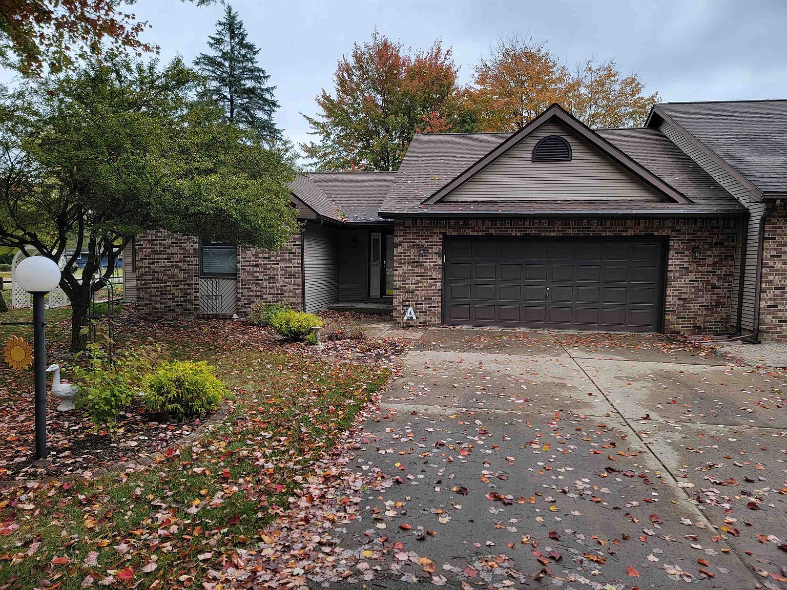 240A Oak St, Montrose, MI 48457 | Zillow